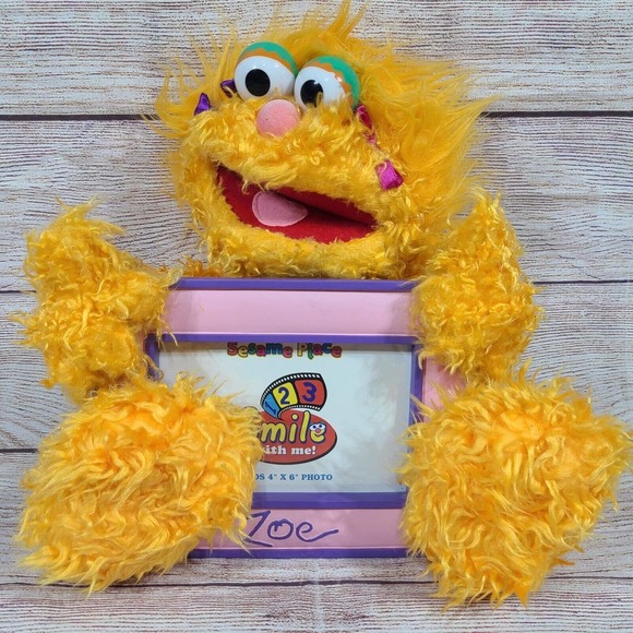 Sesame Place | Accents | Sesame Place Sesame Street Plush Zoe Picture Frame 23 Smile With Me ...